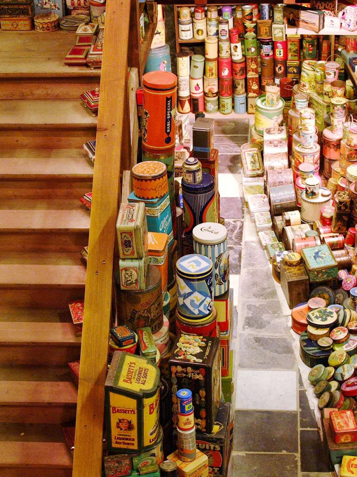 The world’s largest collection of tin cans | Terres-de-Meuse Tourist Office